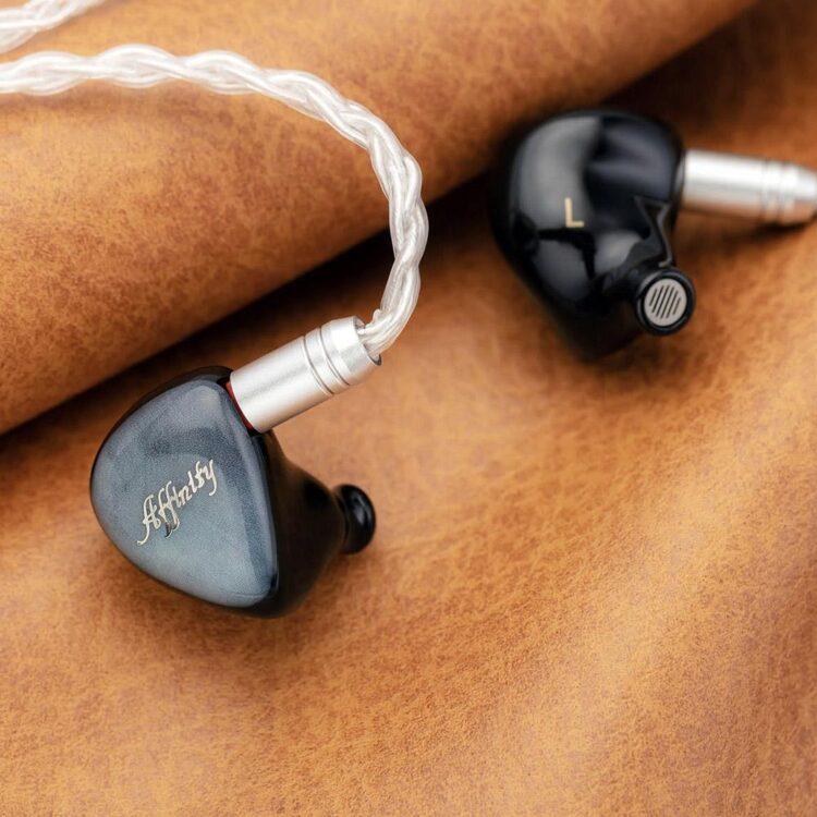 Queen Of Audio Affinity IEM • maDog