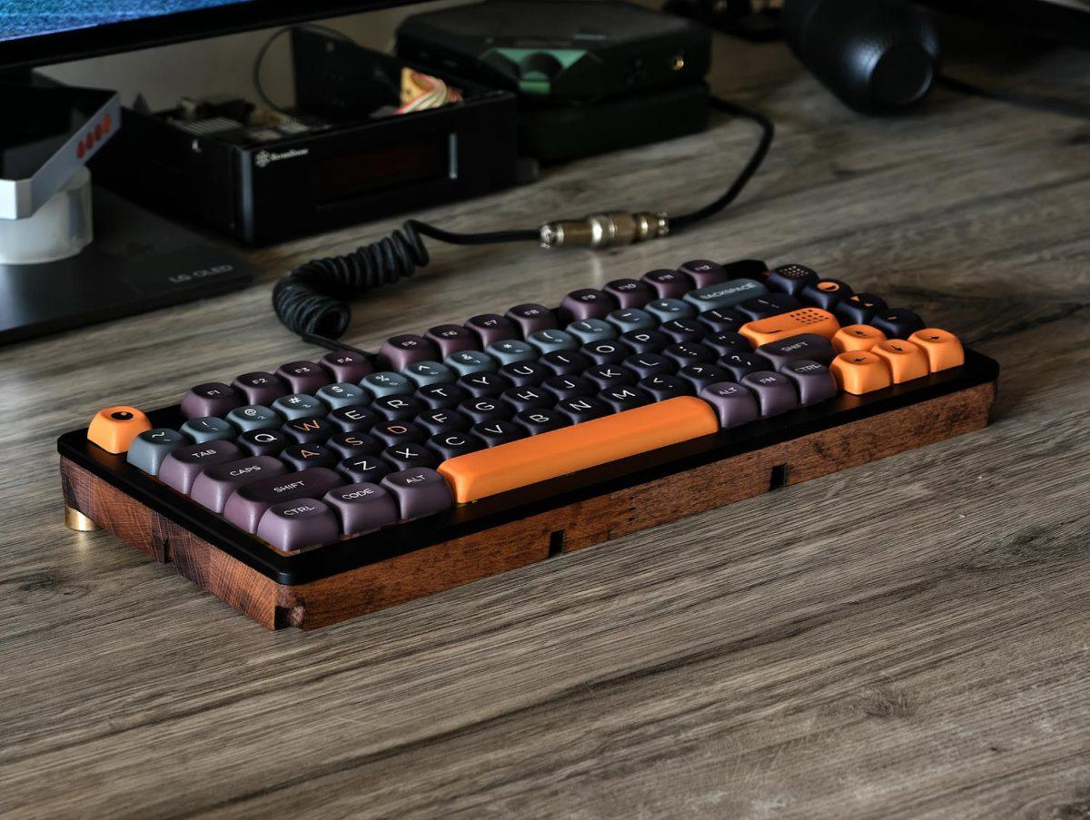 Cutting Board to Mechanical KeyBoard • maDog